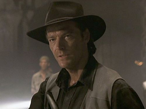 Manfred Powell - WikiRaider